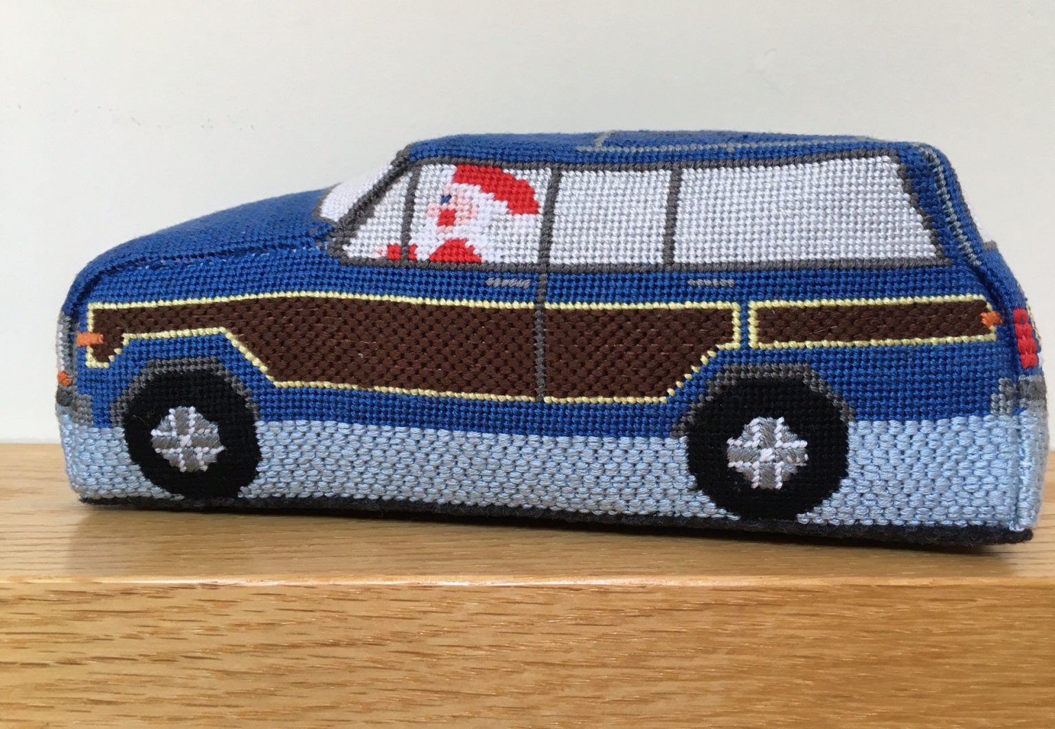 christmas needlepoint Archives - NeedlePoint Kits and Canvas Designs